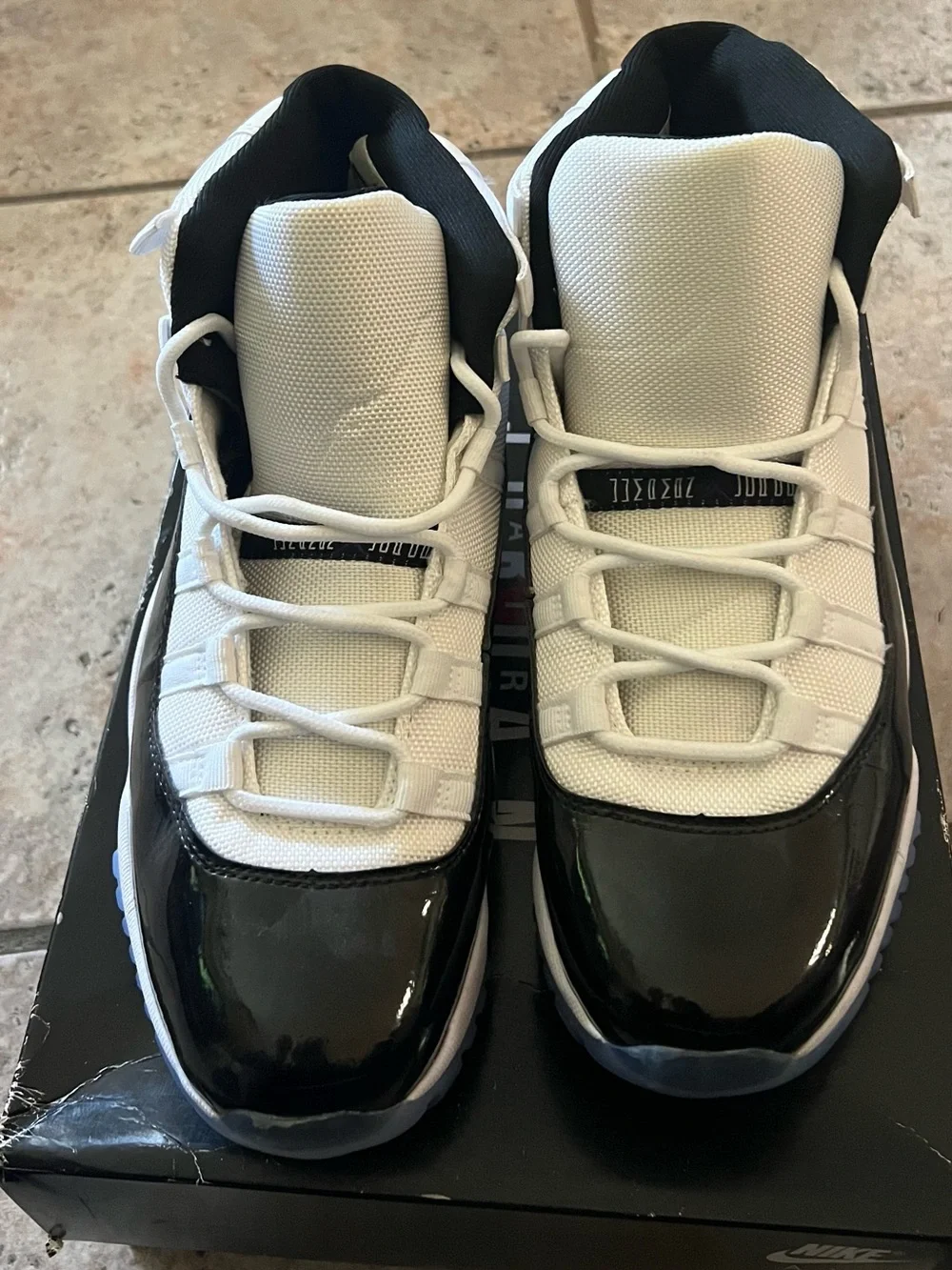Jordan | Other | Jordan Mens Retro 1 Low Sneakers In White And Black ...